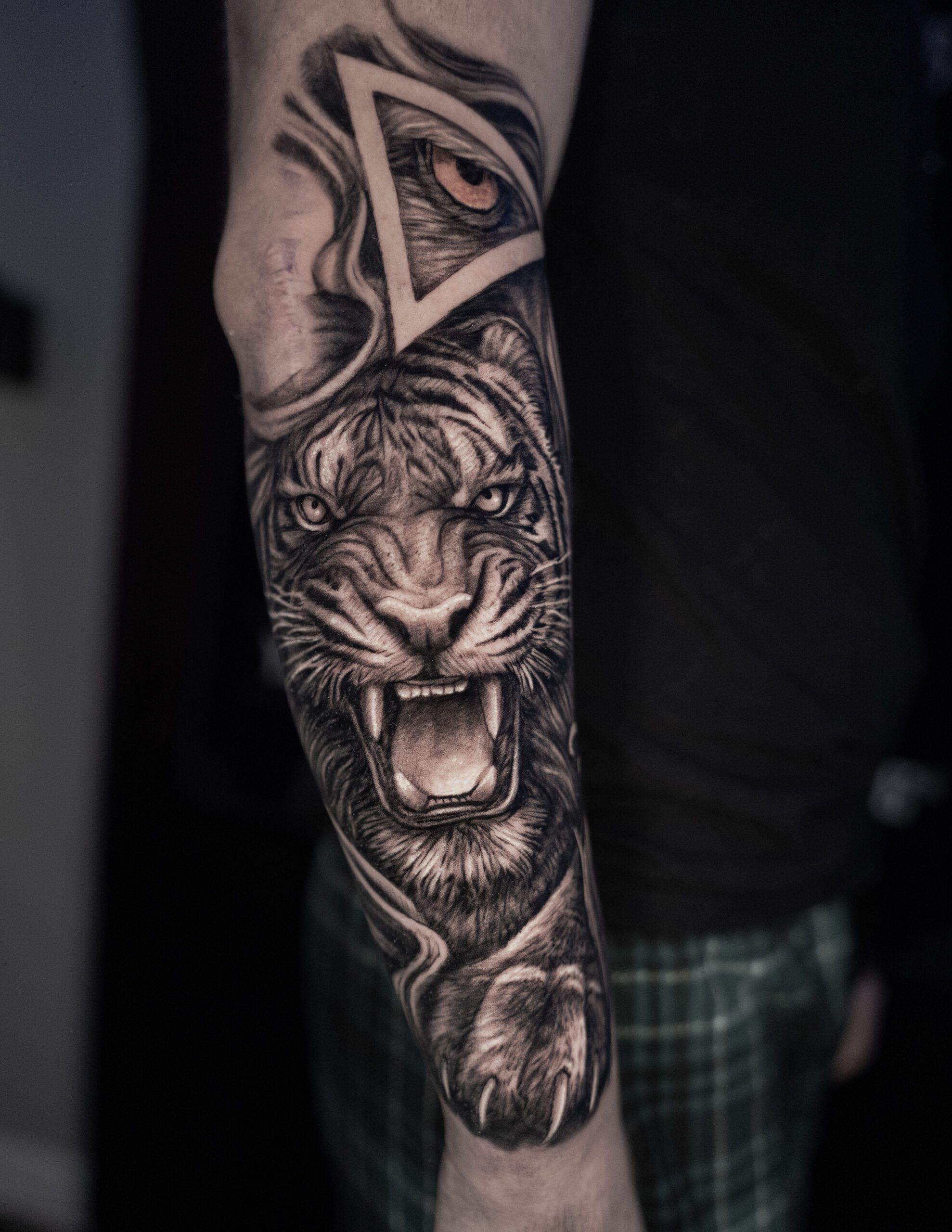 Devin Mullen - Orpheus Tattoo